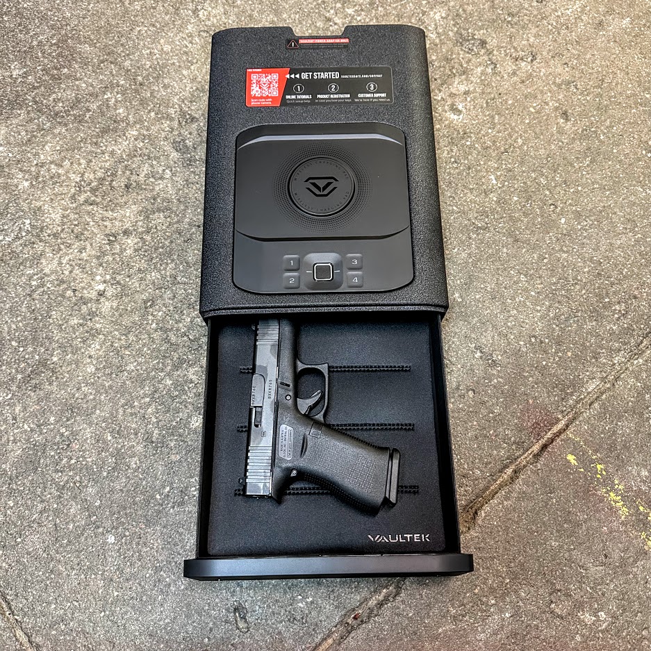 Vaultek Smart Station (Alarm Clock, Wireless Charger, Safe ...